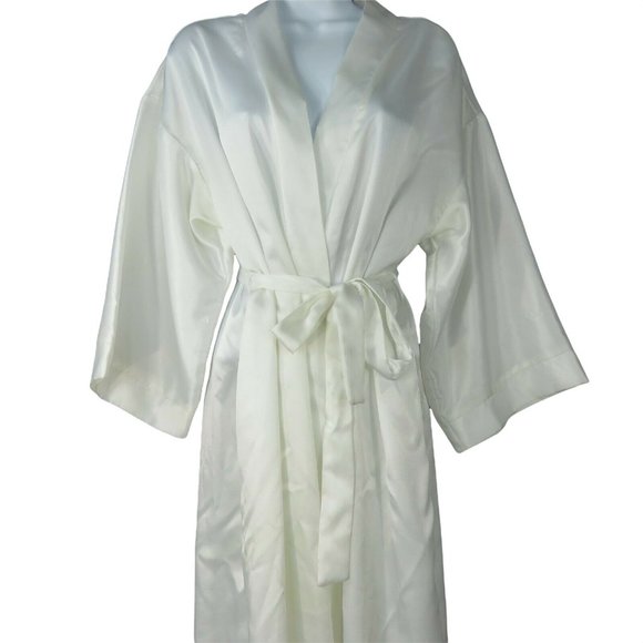 Dentelle | Intimates & Sleepwear | Vintage 8s Full Length White Kimono ...
